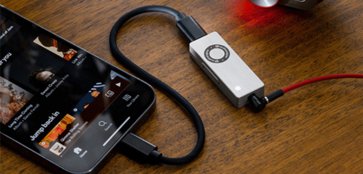 #Audioengine からポータブルヘッドホンDACアンプ『DAC3』が本日8/4発売！ - イヤホン・ヘッドホン専門店eイヤホンのブログ